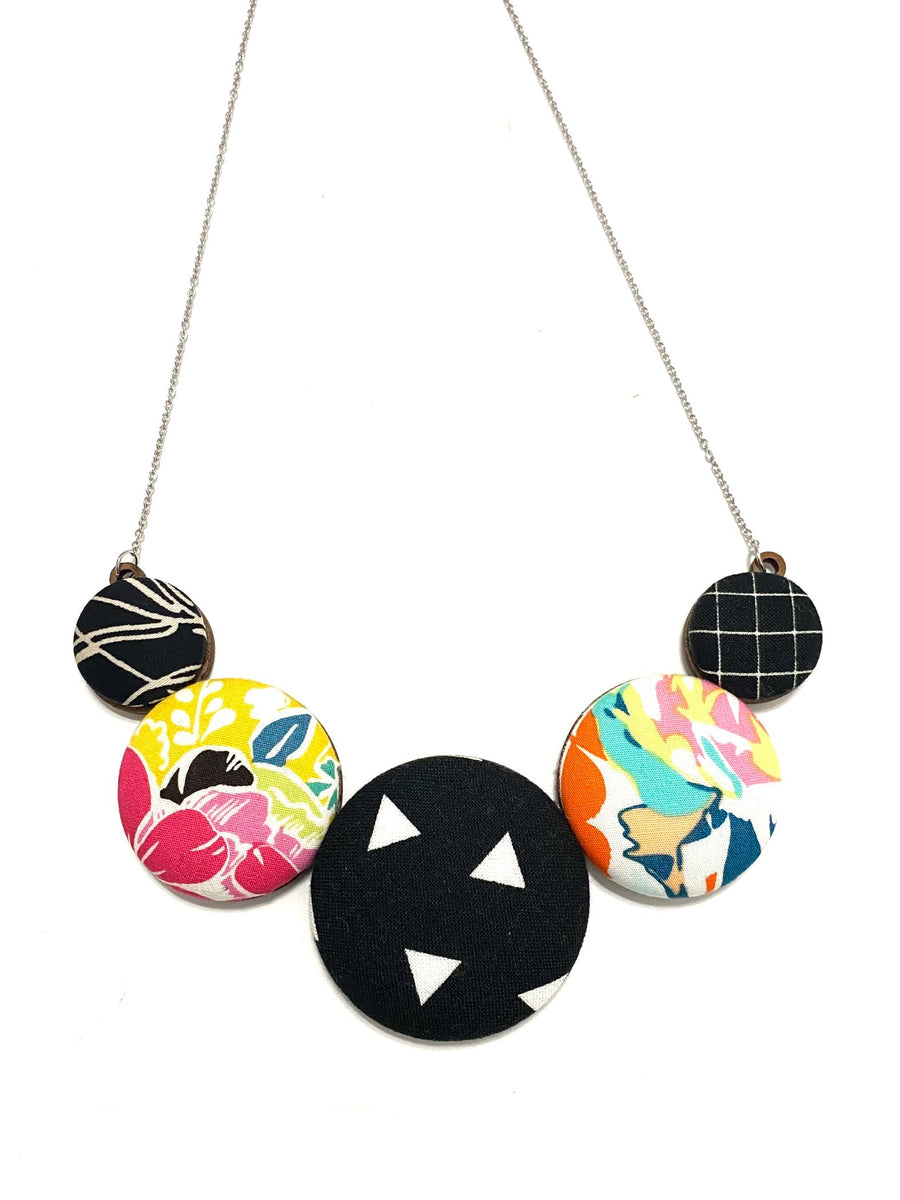 BOTÓN DE AZÚCAR - Melao Necklace- Black and Color – Botón de Azúcar